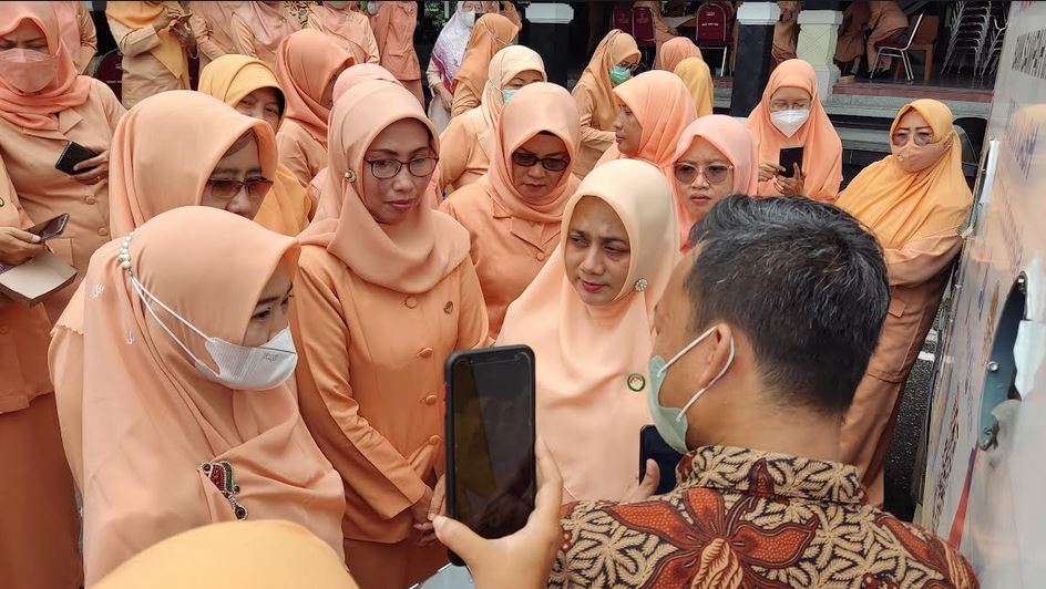 Ajak DWP Olah Limbah Rumah Tangga - Joglo Jateng