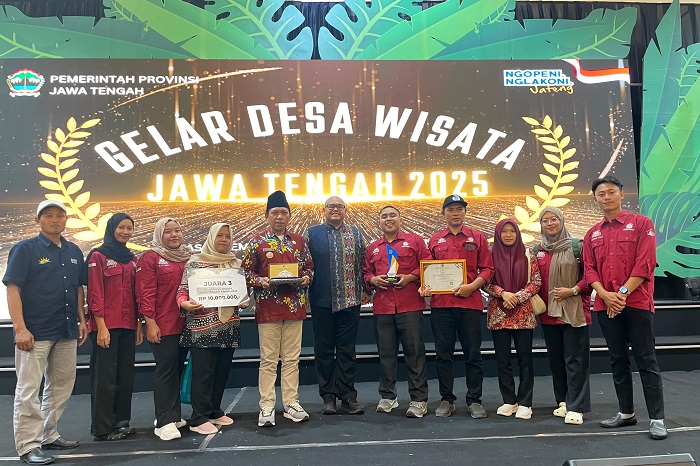 Desa Wisata Bahari Teluk Awur Sabet Juara 3 Tingkat Jateng - Joglo Jateng