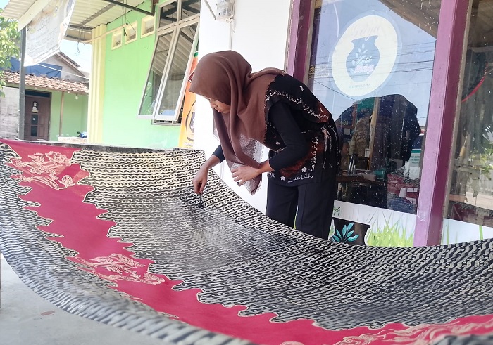Patenkan 14 Motif Khas Daerah, Perajin Batik Kendal Go Nasional - Joglo ...